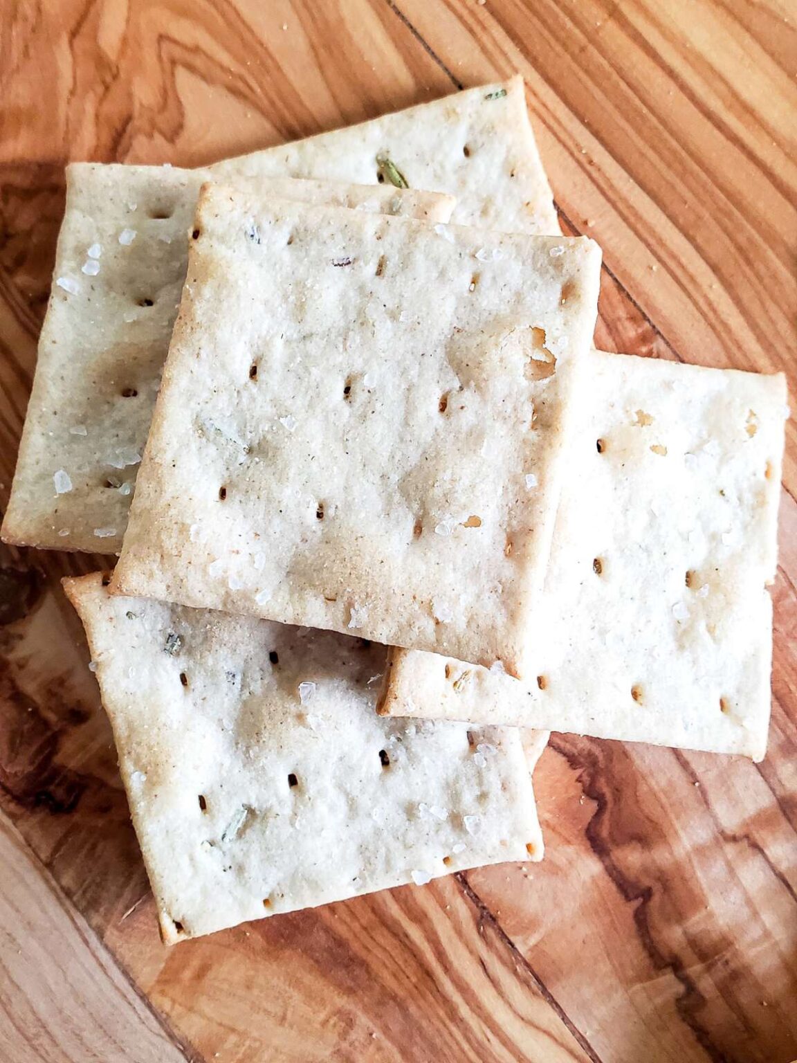 15 of My Go-To Charcuterie Board Crackers | Cocina Republic