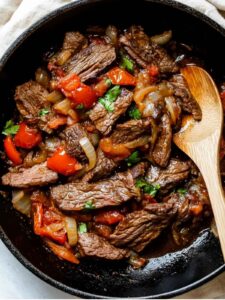 30-Minute Bistec de Carne - Colombian Steak with Sauteed Onions and ...